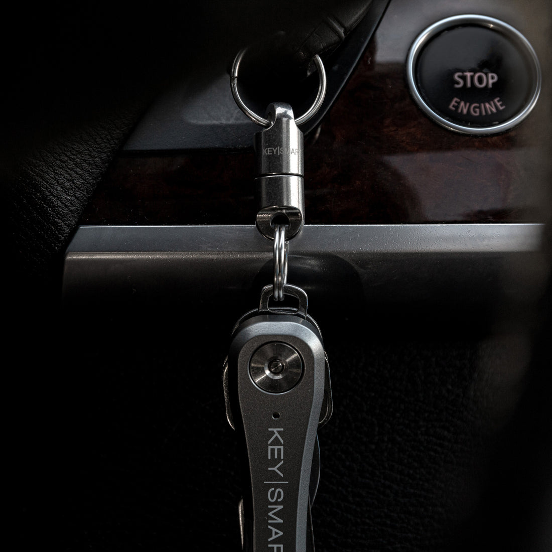 MagConnect magnetic keychain accessory | KeySmart
